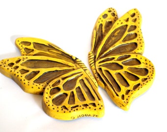 Popular items for butterfly plaques on Etsy
