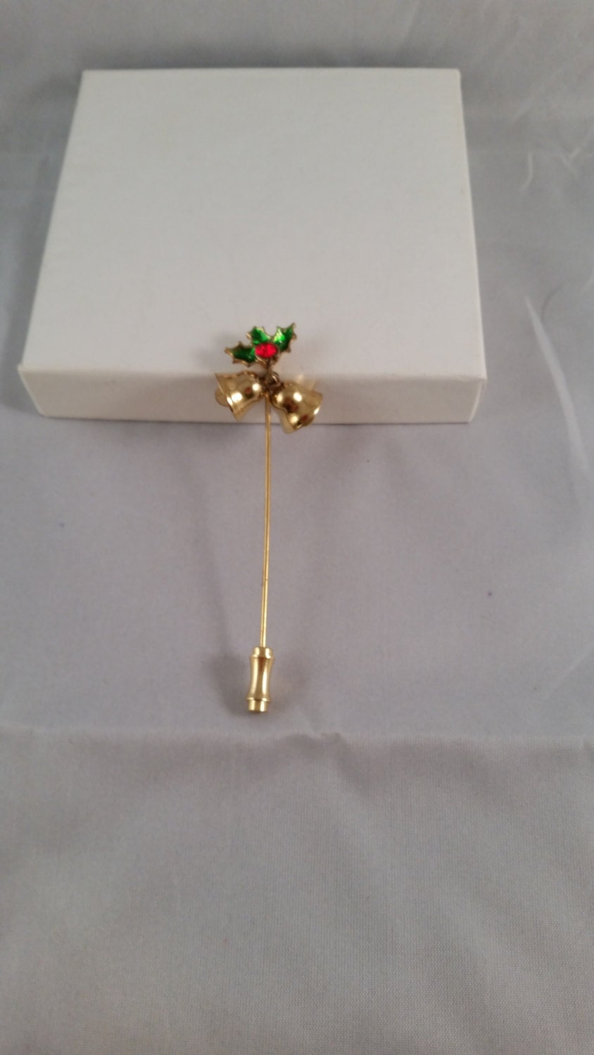 Christmas Holly Bells Pin Very Vintage Christmas Brooch 163 Gold Stick ...