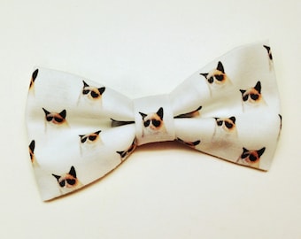 ON SALE: Grumpy Cat Clip-On Bow Tie