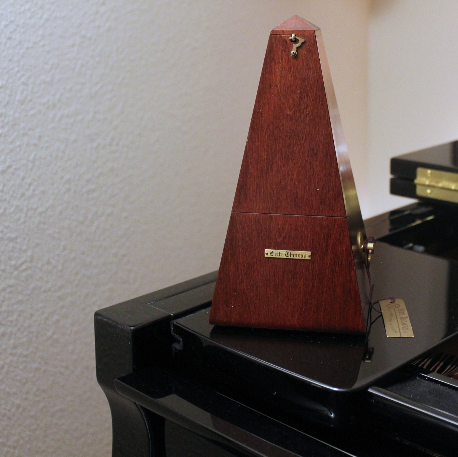 Vintage Seth Thomas Metronome in Box No 8 1101 with Tag