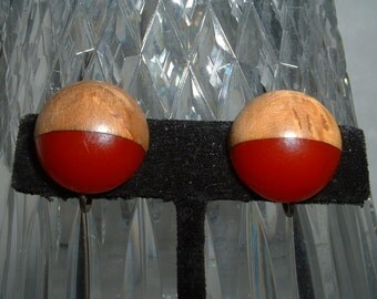 Popular items for two tone buttons on Etsy