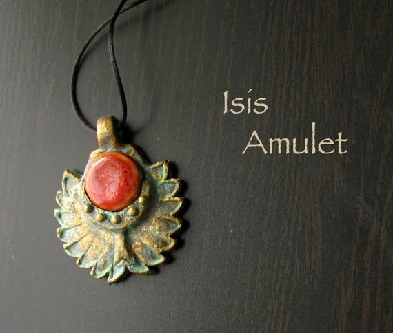 Symbolic Isis Amulet Egyptian Goddess by shadowofthesphinx