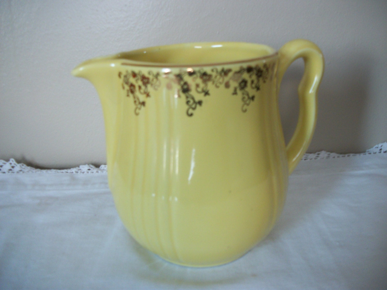 Vintage Hall Serving Pitcher – Haute Juice