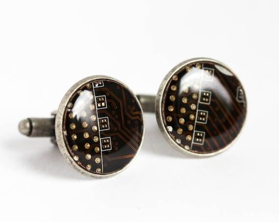 Circuit board Cuff links Geeky computer cufflinks by ReComputing
