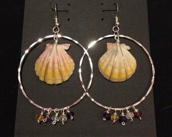 Popular items for shell hoop earrings on Etsy