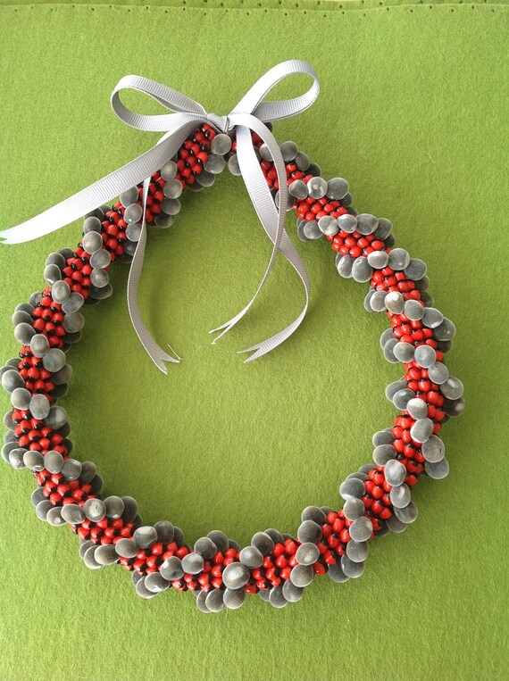 Hawaiian Seed Lei Hua Weleweka Pukiawe