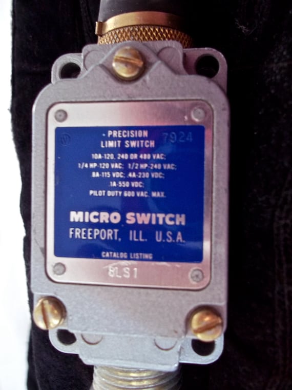 Precision Limit Switch 8LS1 by Micro Switch of Freeport IL