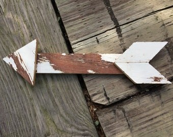 Unique Vintage Rustic Barn Board Arrow