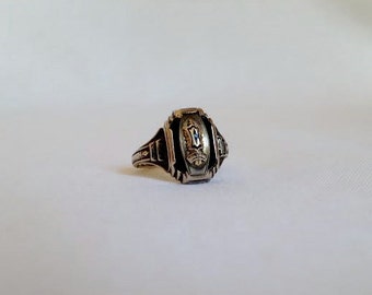 1941 Women's Highschool Class Ring from Chapman, Nebraska