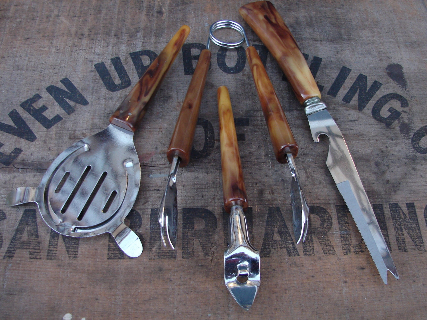 Vintage Bakelite Bartender Bar Set, set of 4 – Haute Juice