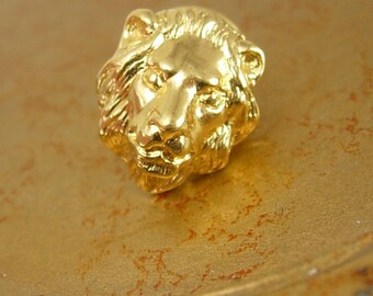 Lion head pin | Etsy