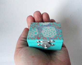 Popular items for mint jewelry on Etsy