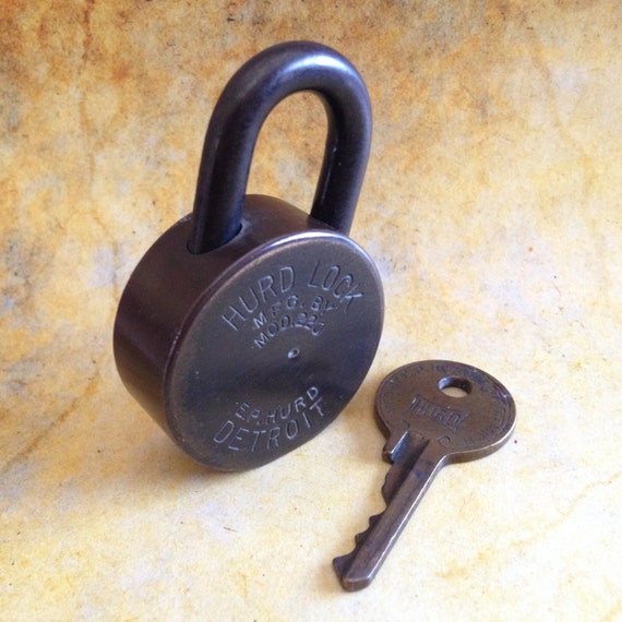 Vintage Hurd Lock model 220 with key from Detroit