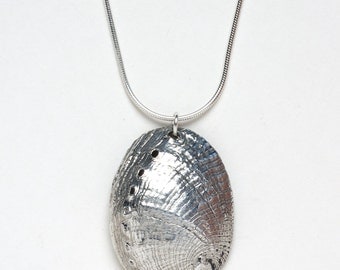 Sea shell necklace | Etsy