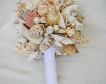 Sea shell bouquet Bridal bouquet Sea Beach wedding by superlunary