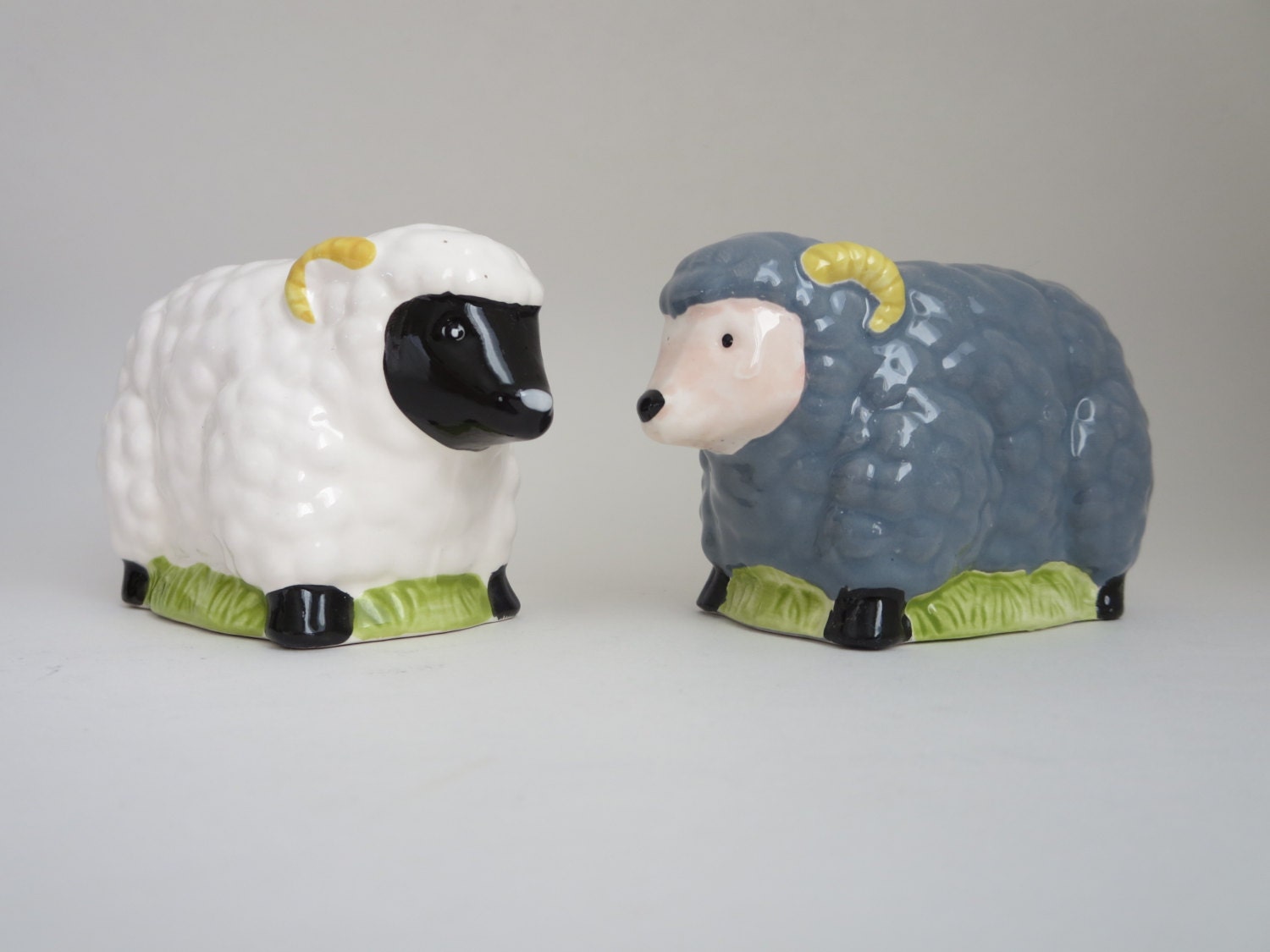 Ceramic Sheep Salt & Pepper Shakers Set – Stoneware Heartland Sheep ...