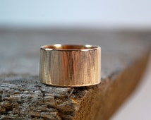 Popular items for rustic gold rings on Etsy