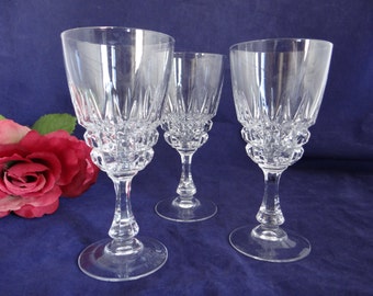Popular items for crystal wine goblets on Etsy