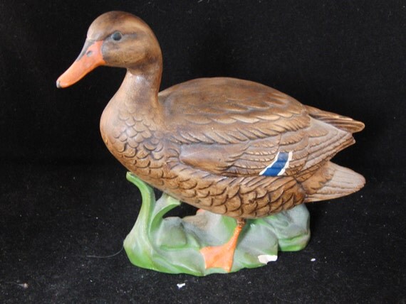 Vintage porcelain duck
