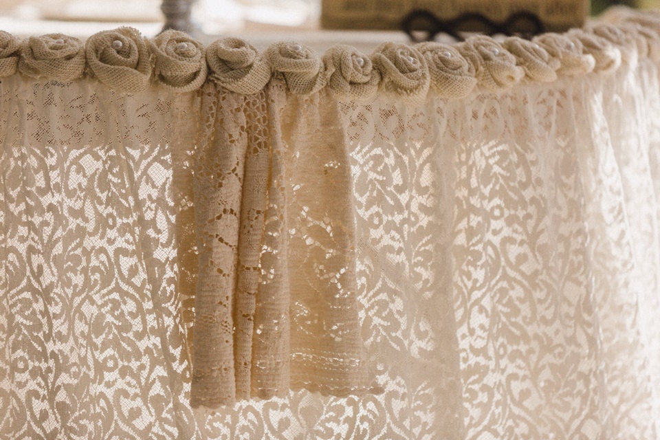 Wedding Cake Tablecloth