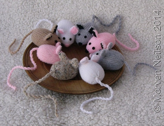 Hand-knitted toy Mouse by DorothyLollipopKnits on Etsy