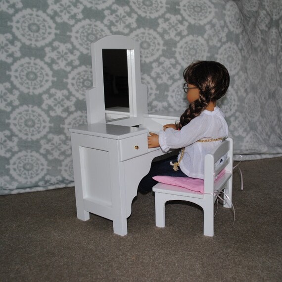 Vintage Style Doll Vanity