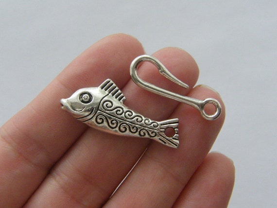 2 Fish and hook toggle clasps antique silver tone C23