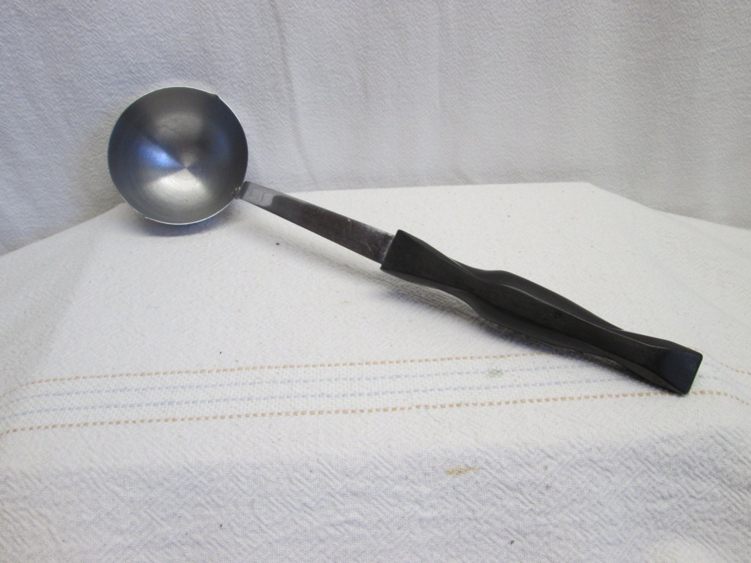 Cutco Ladle 1715, marbleized handle, made in USA – Haute Juice