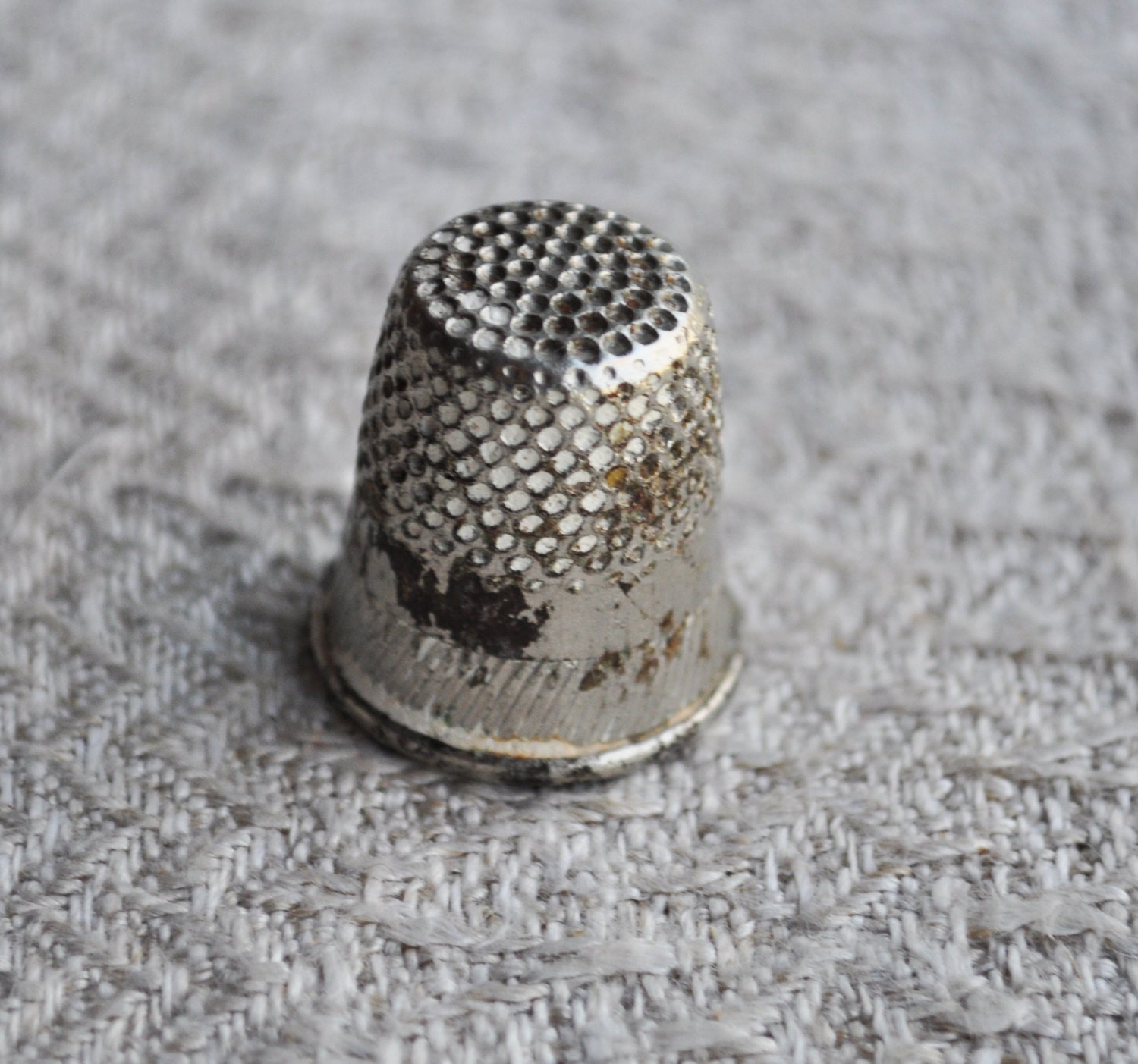 Vintage metal thimble,sewing accessory. – Haute Juice