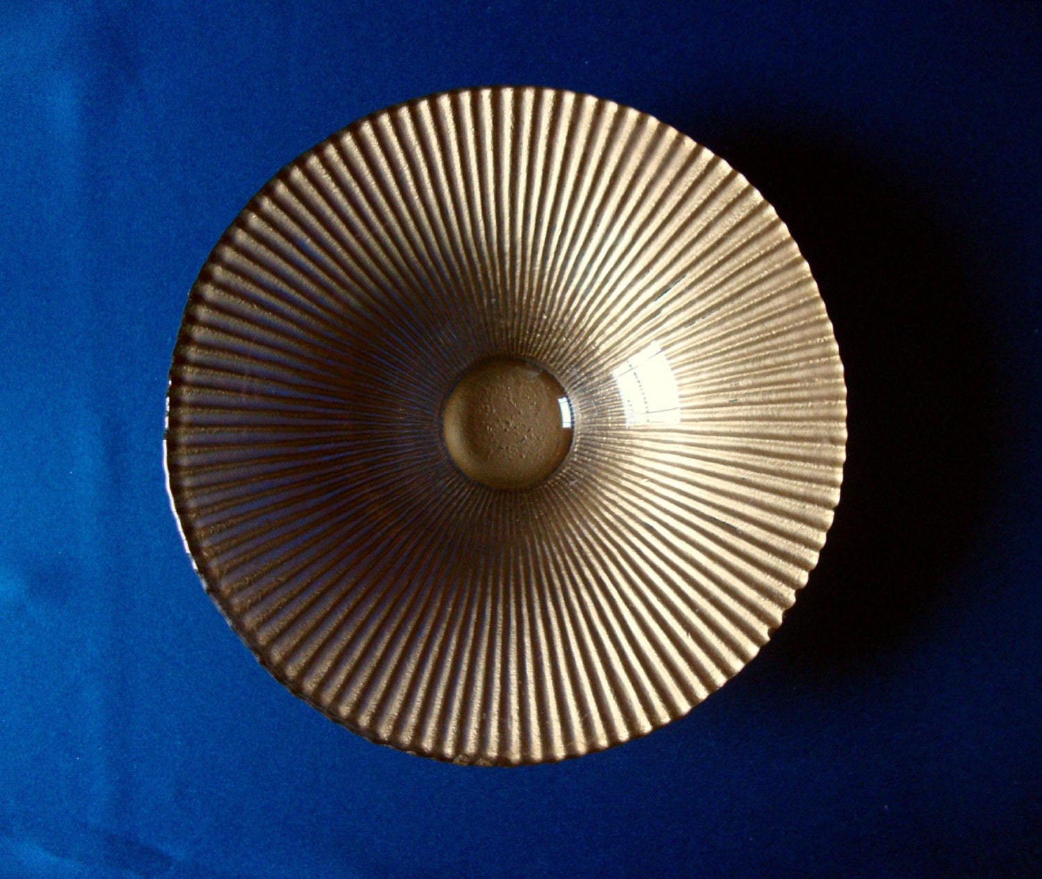 Vintage glass bowl ribbed painted gold – Haute Juice