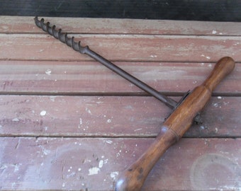 Wood Auger-Vintage Wood Auger-Hand Drill//Rusty Farm//Farm Tool ...