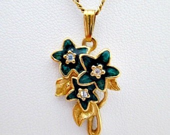Pretty Blossom Pendant on Chain Necklace - Vintage Avon Jewelry
