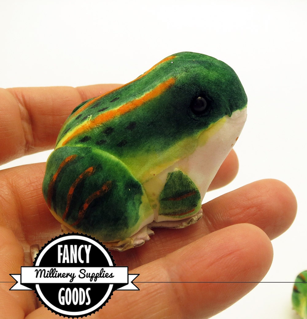 1 Small Fake Frog Artificial Frog Millinery by fancygoods