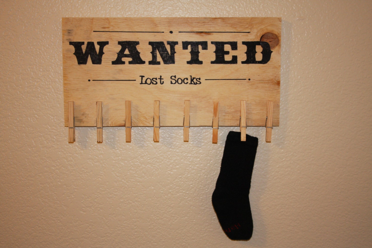 Lost Socks wall hanging // laundry room // organization Lost Socks wall hanging // laundry room // organization
