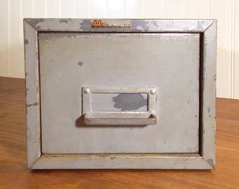 Popular items for card catalog on Etsy