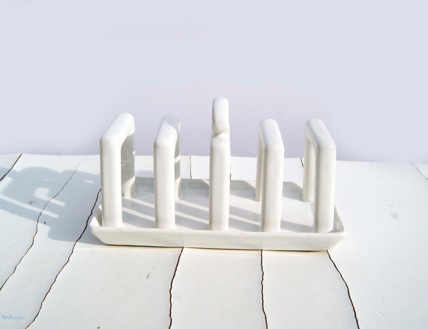 Vintage Carlton Ware England white four slice toast rack. Circa 1969 ...