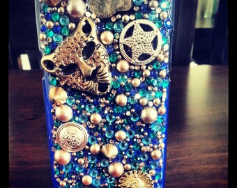 Popular items for spikes phone case on Etsy