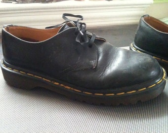 Popular items for doc martens boots on Etsy