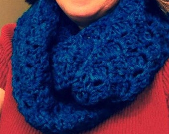 Items similar to Super- soft, extra cozy infinity scarf / cowl on Etsy