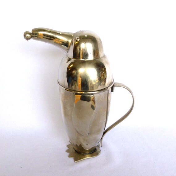 PENGUIN MARTINI PITCHER