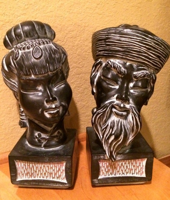 Items similar to Universal Statuary Corp. Chicago22, 1960*PAIR of Asian ...
