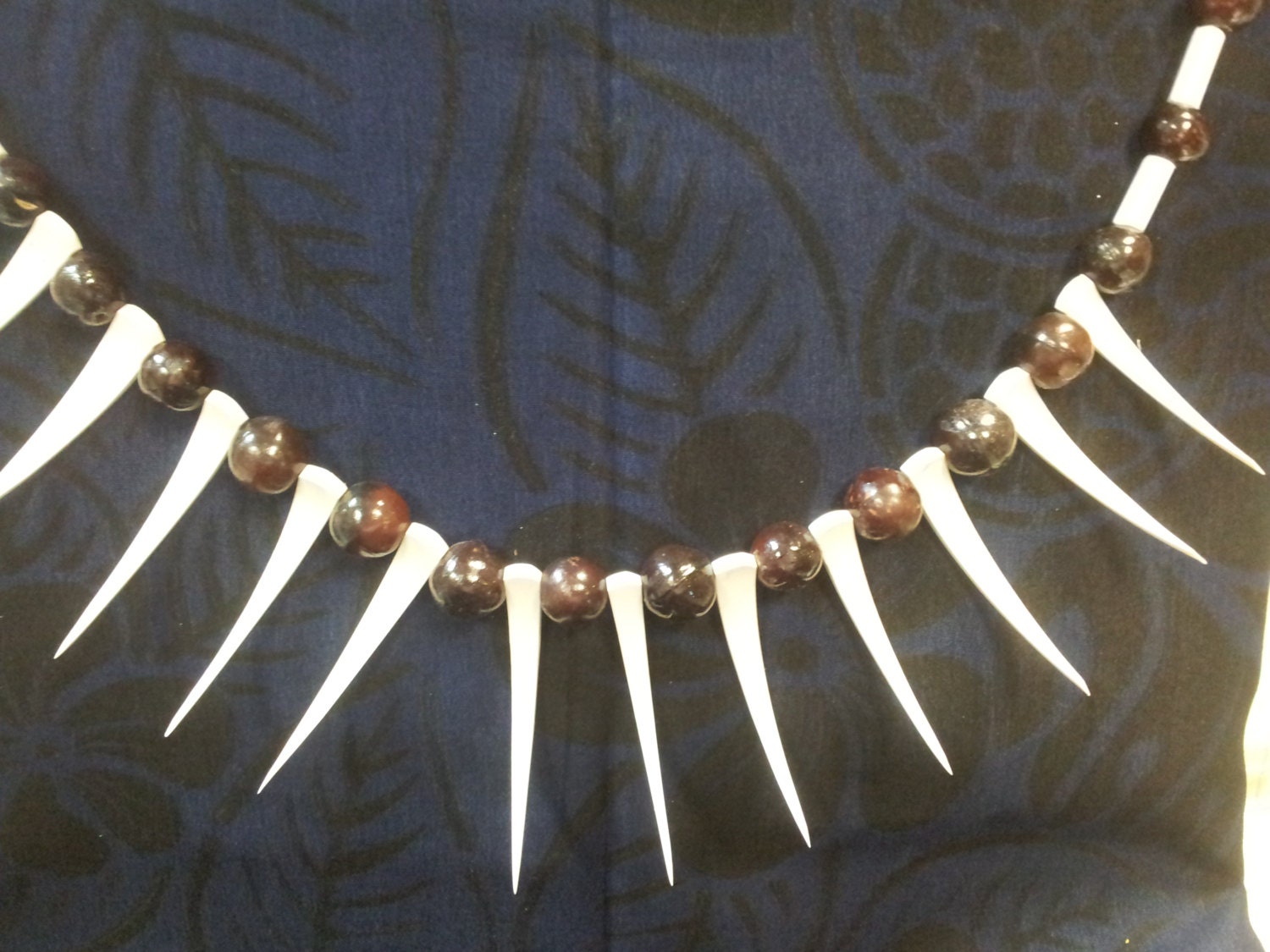 Ula Nifo Samoan Tooth Necklace | Etsy in 2021 | Tooth necklace ...