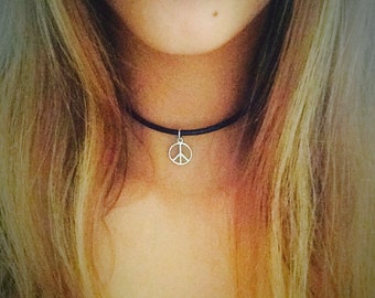 Peace sign choker | Etsy