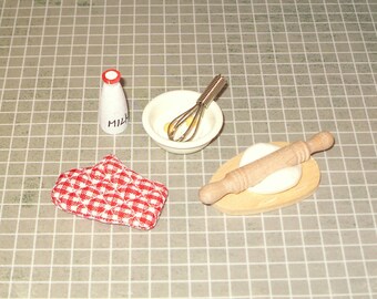 Popular items for miniature baking on Etsy