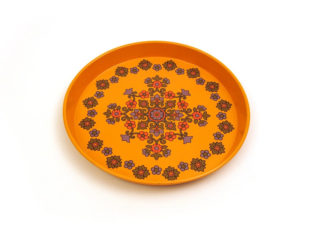 Lovely vintage enamel serving tray designed by Pat Albeck. Worcester ...