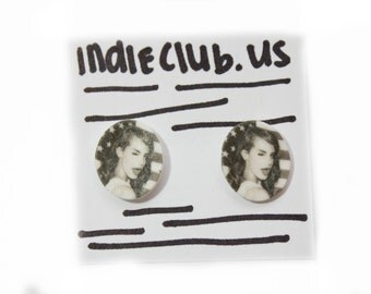 Lana Del Rey : Stud Earrings