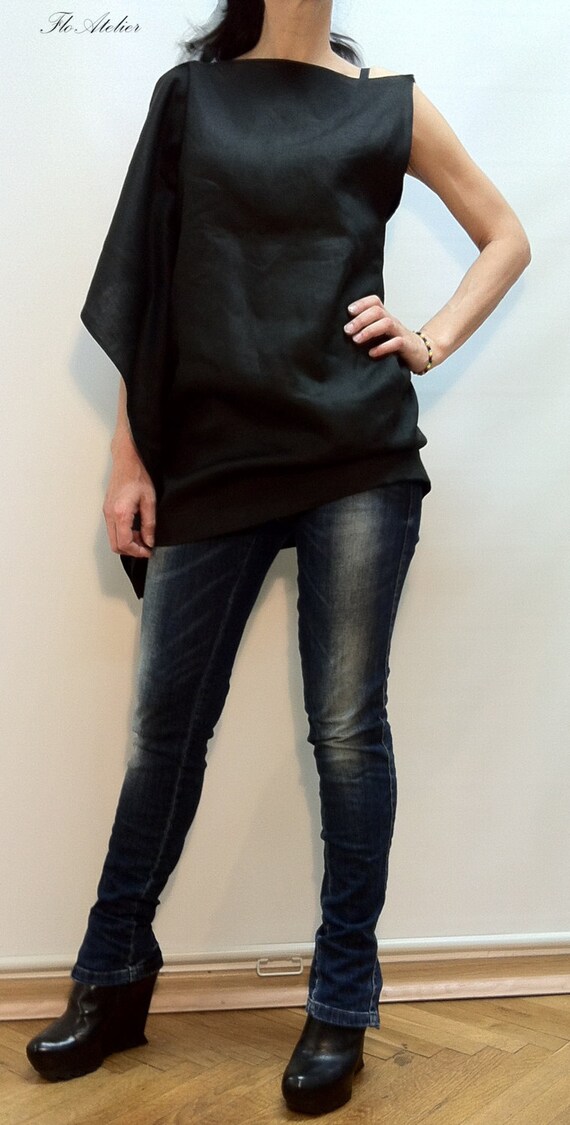 Asymmetrical Tunic-Top/Oversized Black linen by FloAtelier on Etsy