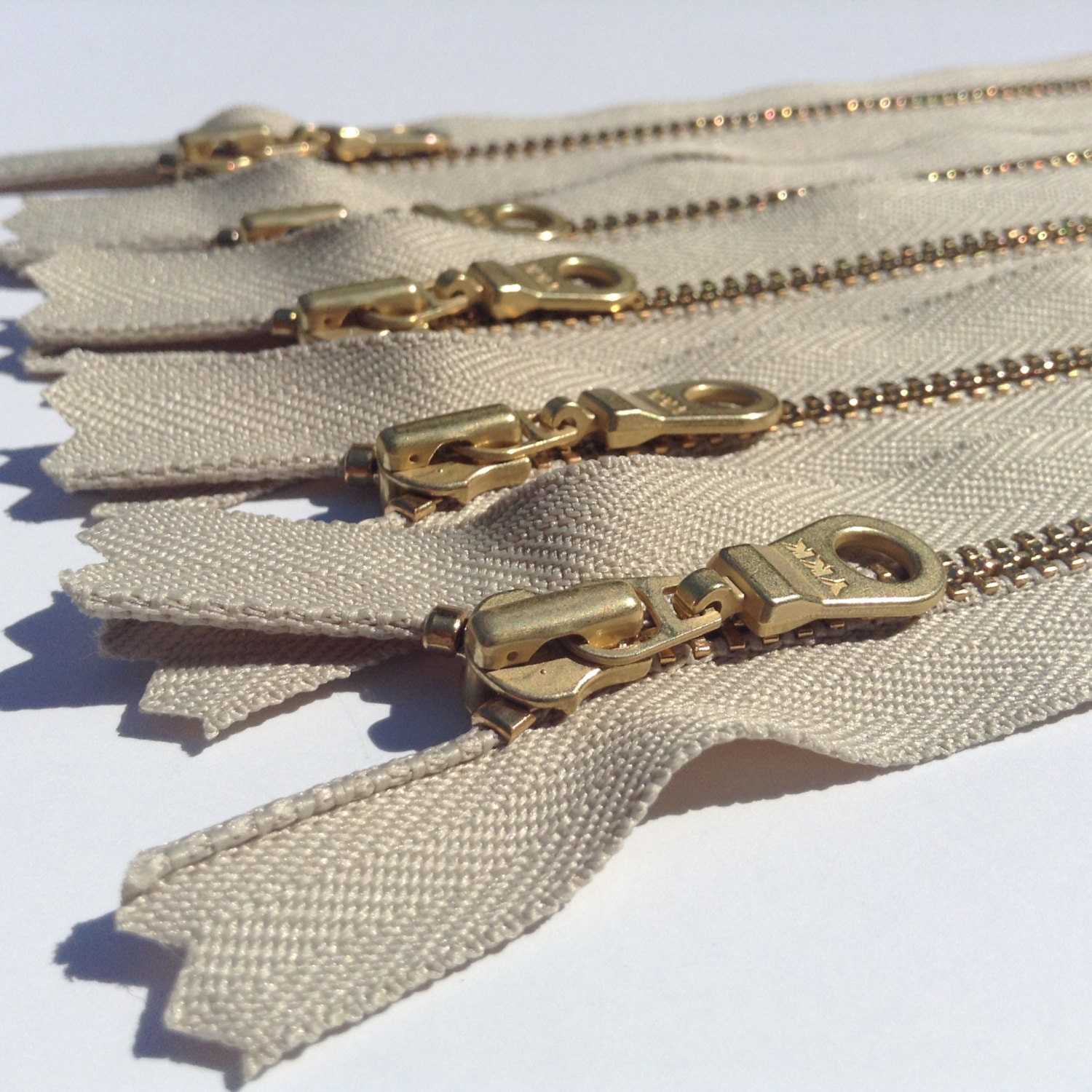 YKK Brass Gold Metal Donut Pull Zippers 5 Pieces 010