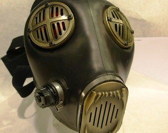 Industrial Fang Gas Mask, Antiqued Brass - MS052BS