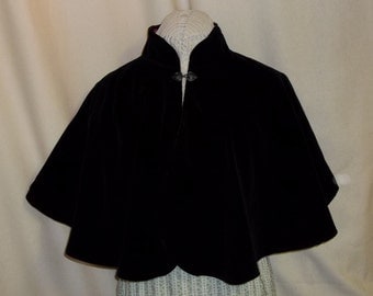 Black Velveteen Capelet- Short Costume Cape